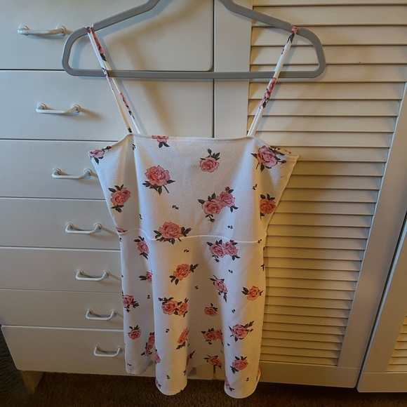 Divided | Dresses | Cutewhite With Pink Roses Summer Dress | Poshmark